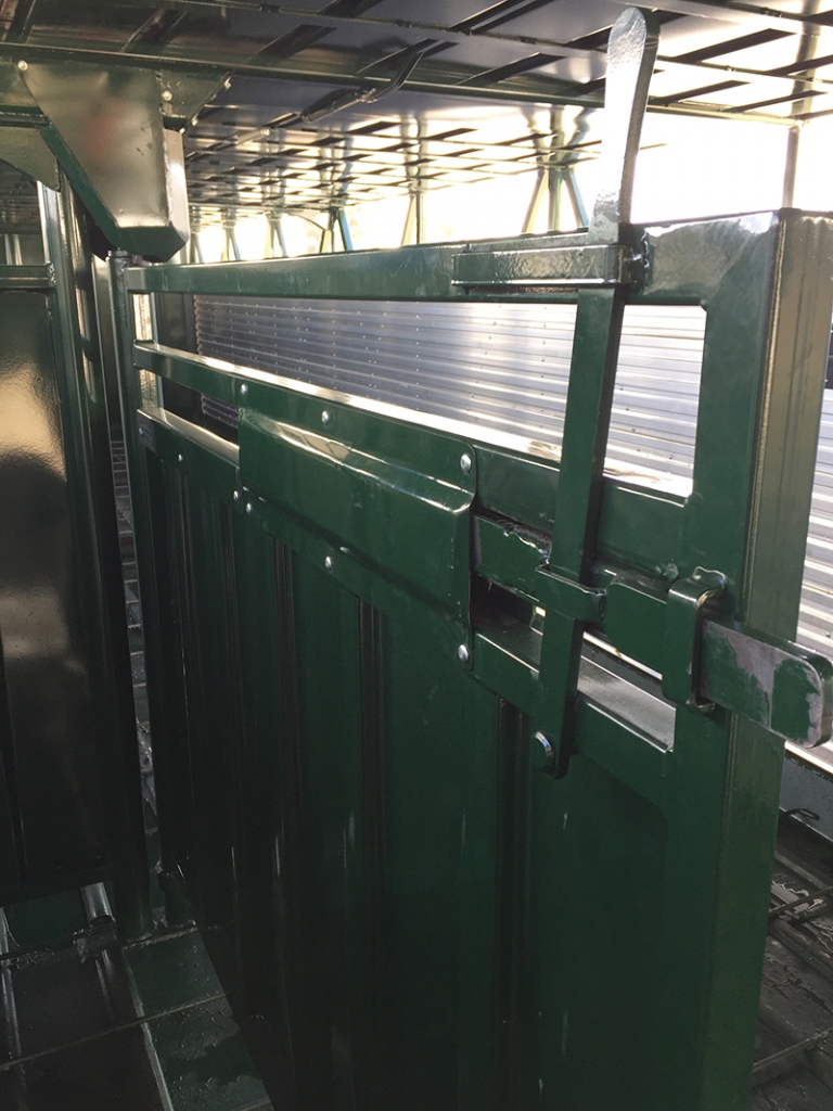 Remote Control Cattle 3/4 Cattle Gate | Truck Art